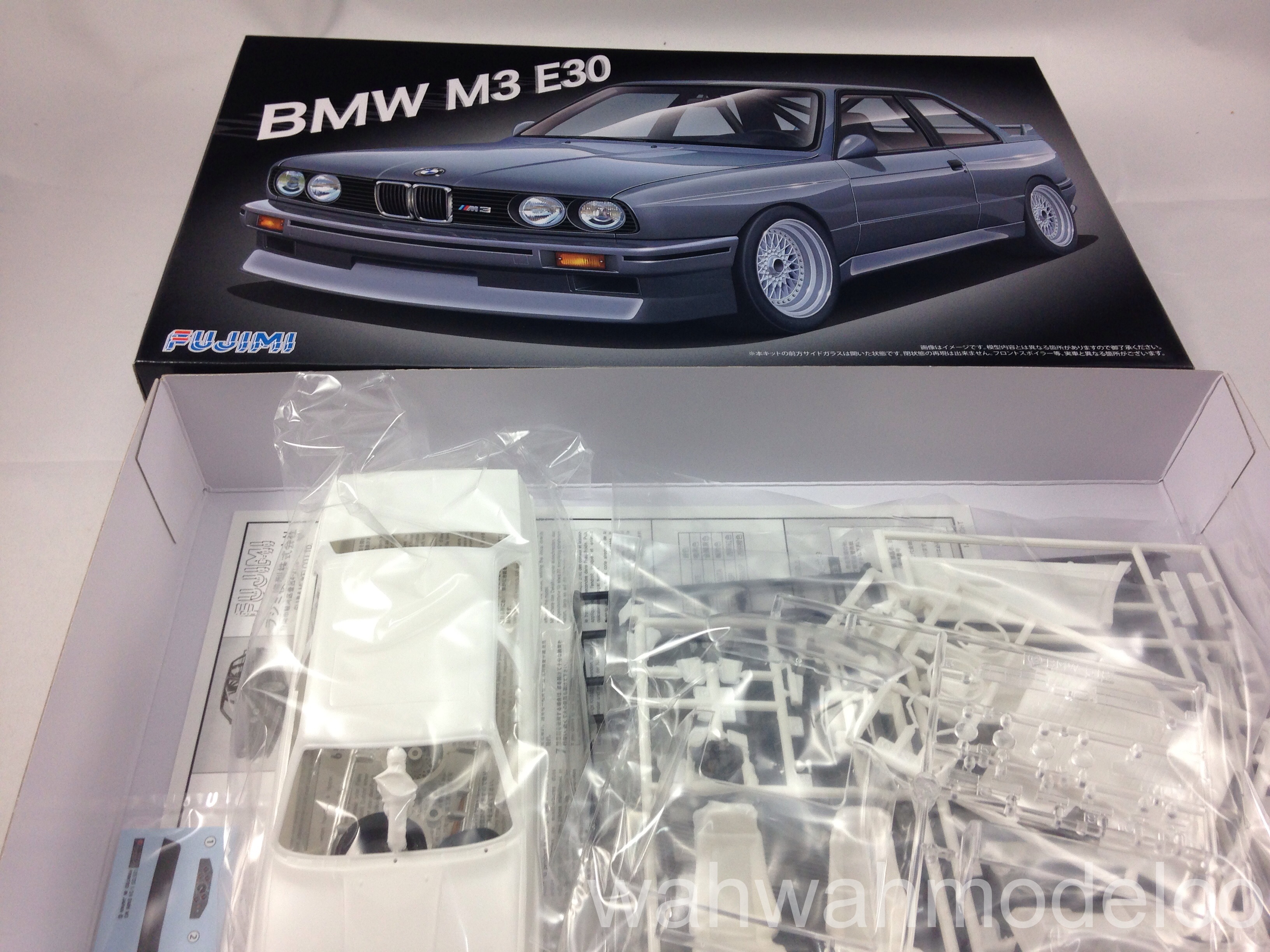 fujimi-125725-124-rs-17-bmw-m3-type-e30