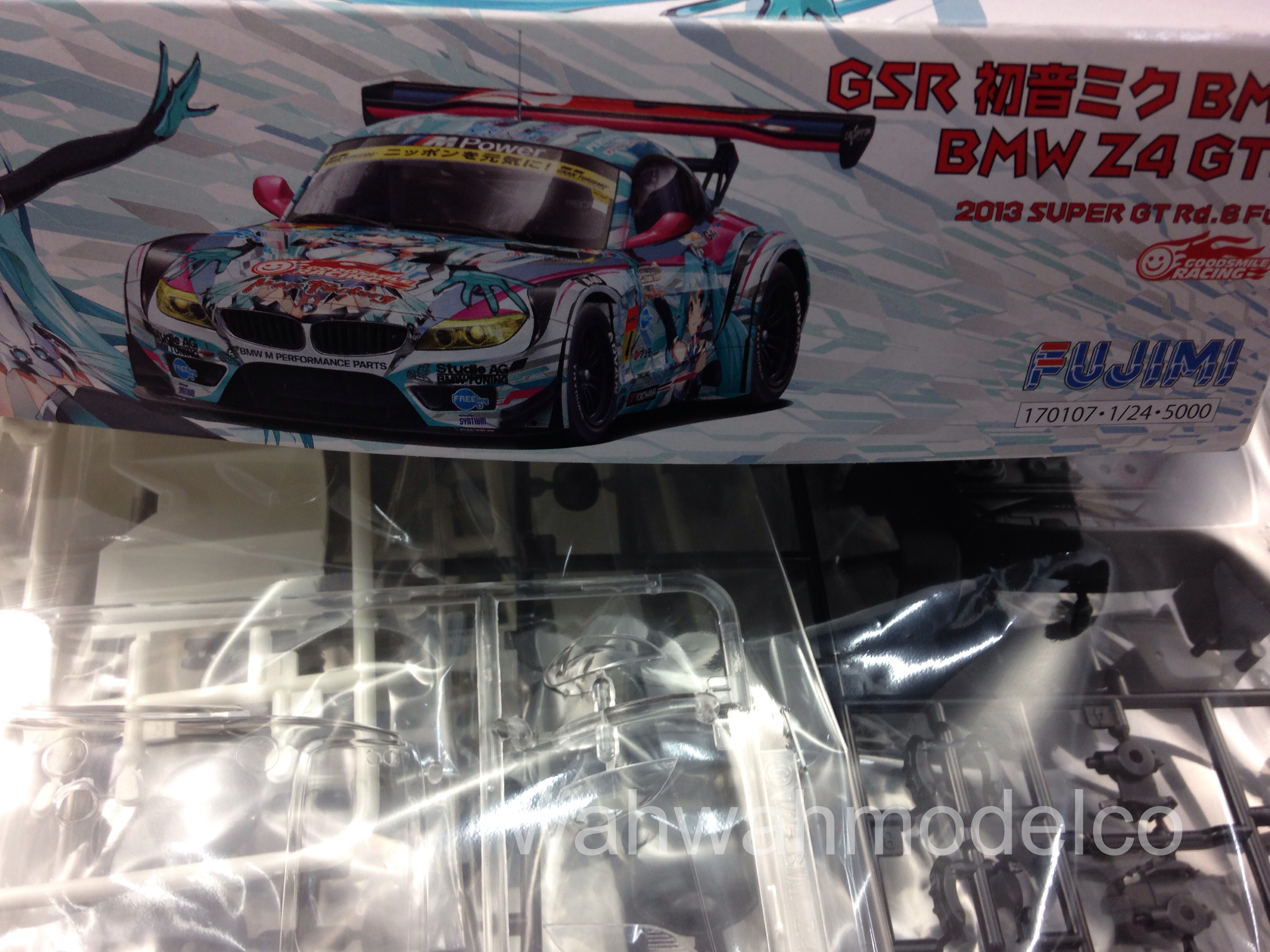 fujimi-170107-124-gsr-hatsune-miku-bmw-bmw-z4-gt3-2013