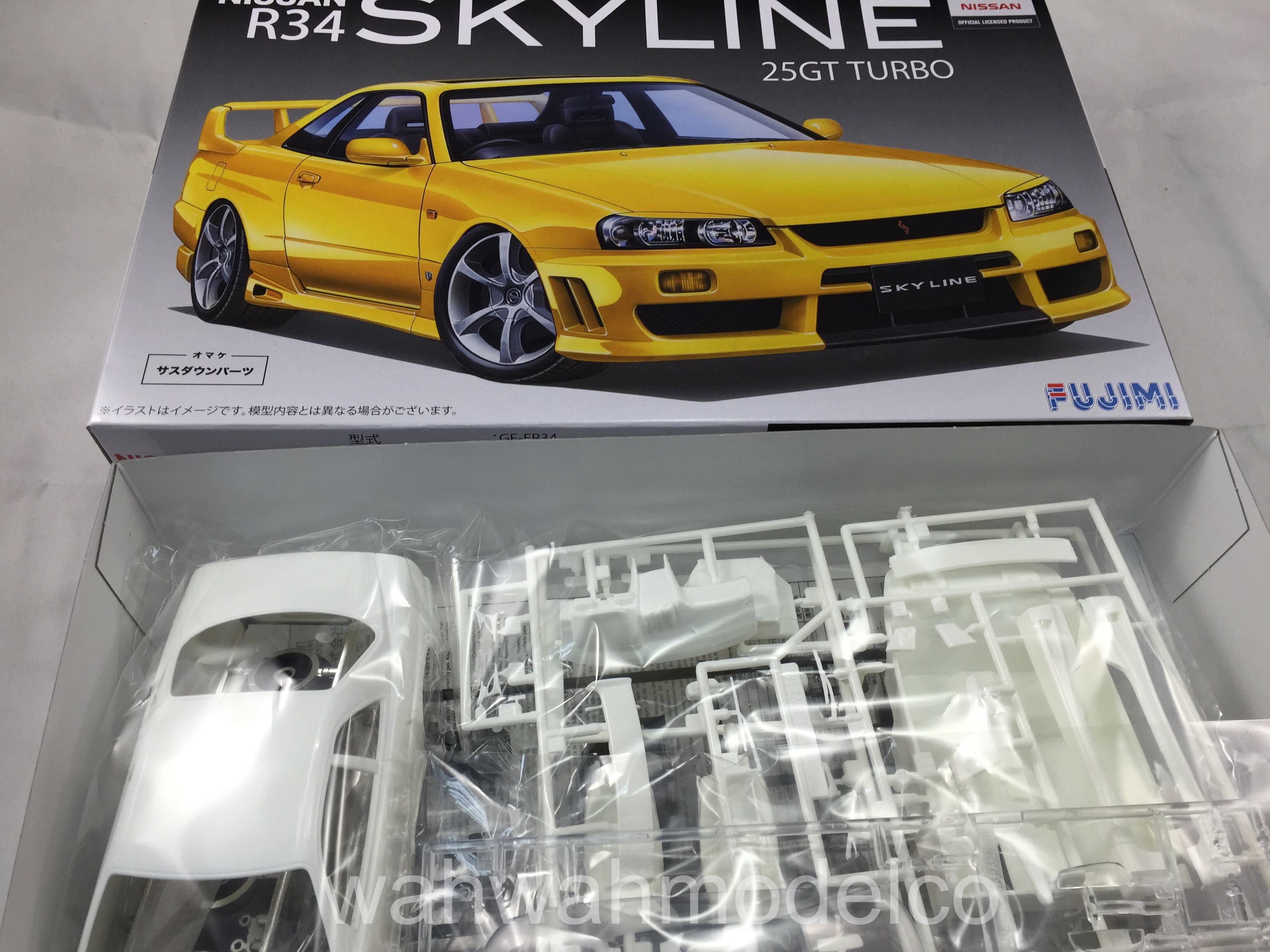 fujimi-039008-124-id-15-r34-skyline