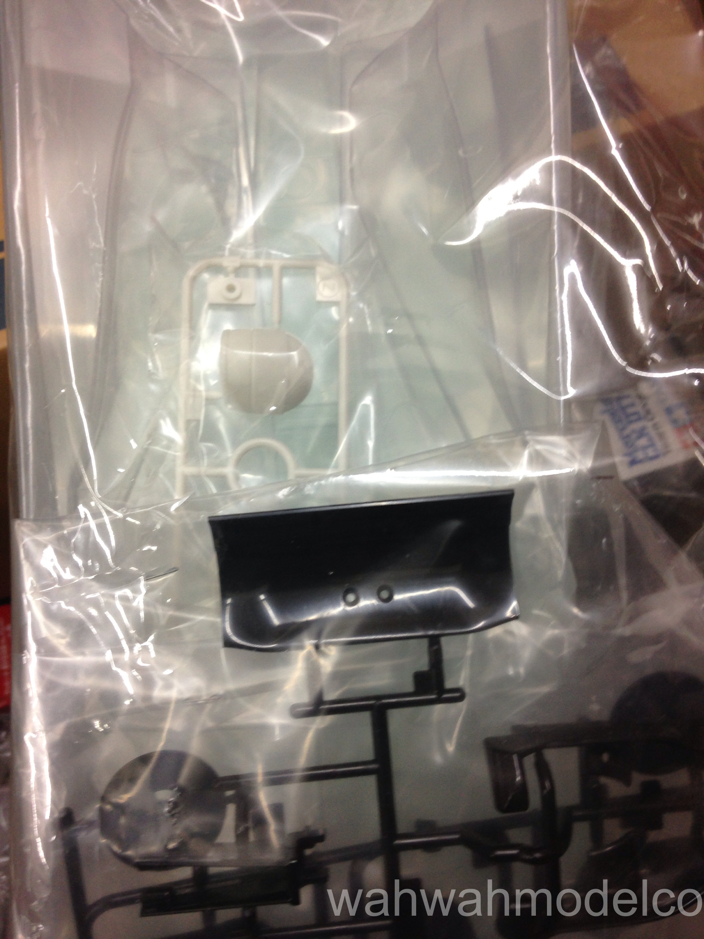 tamiya-51397-ferrari-f60-clear-body-set/