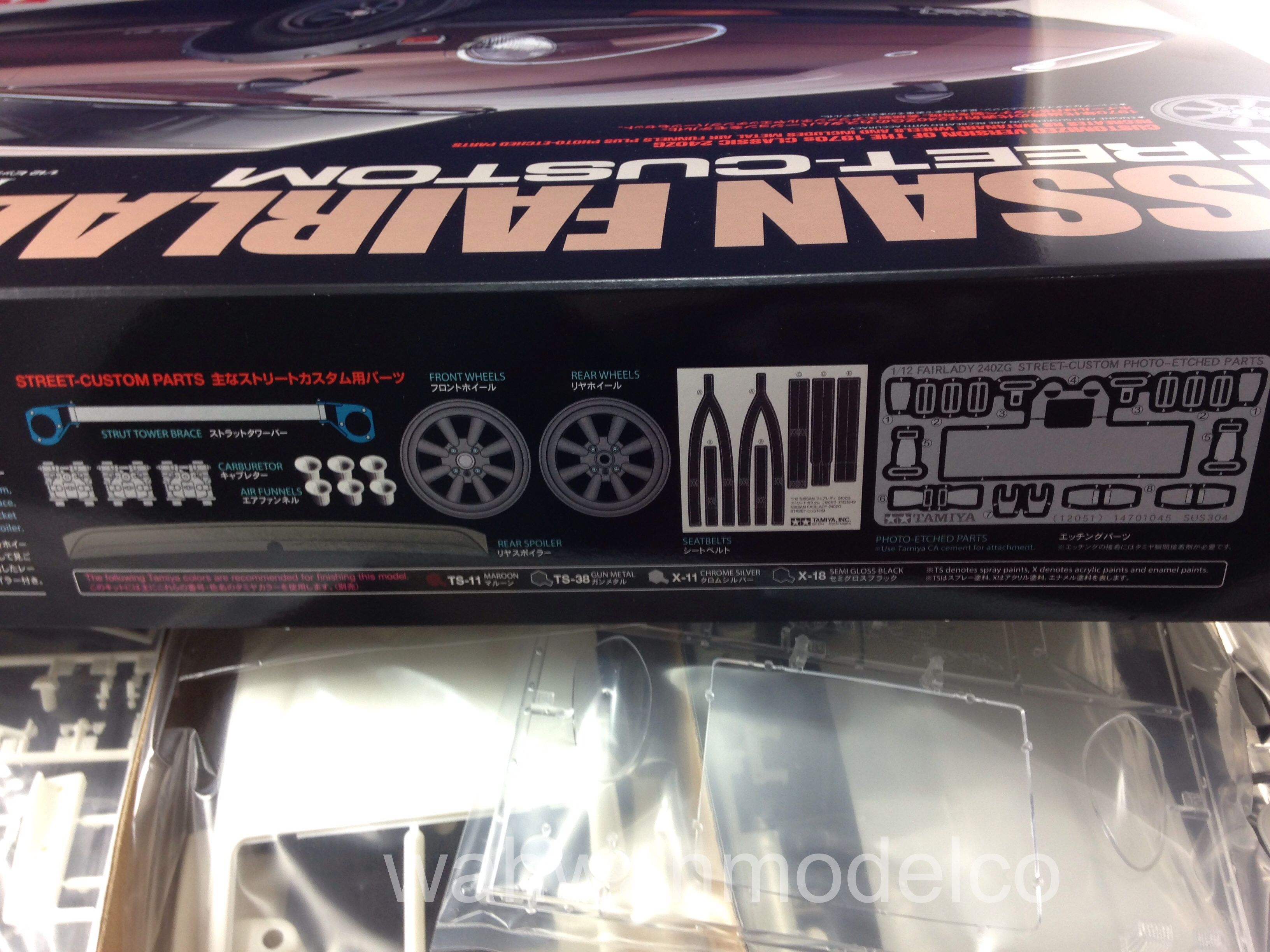 tamiya-12051-nissan-240z-112-model-kit/