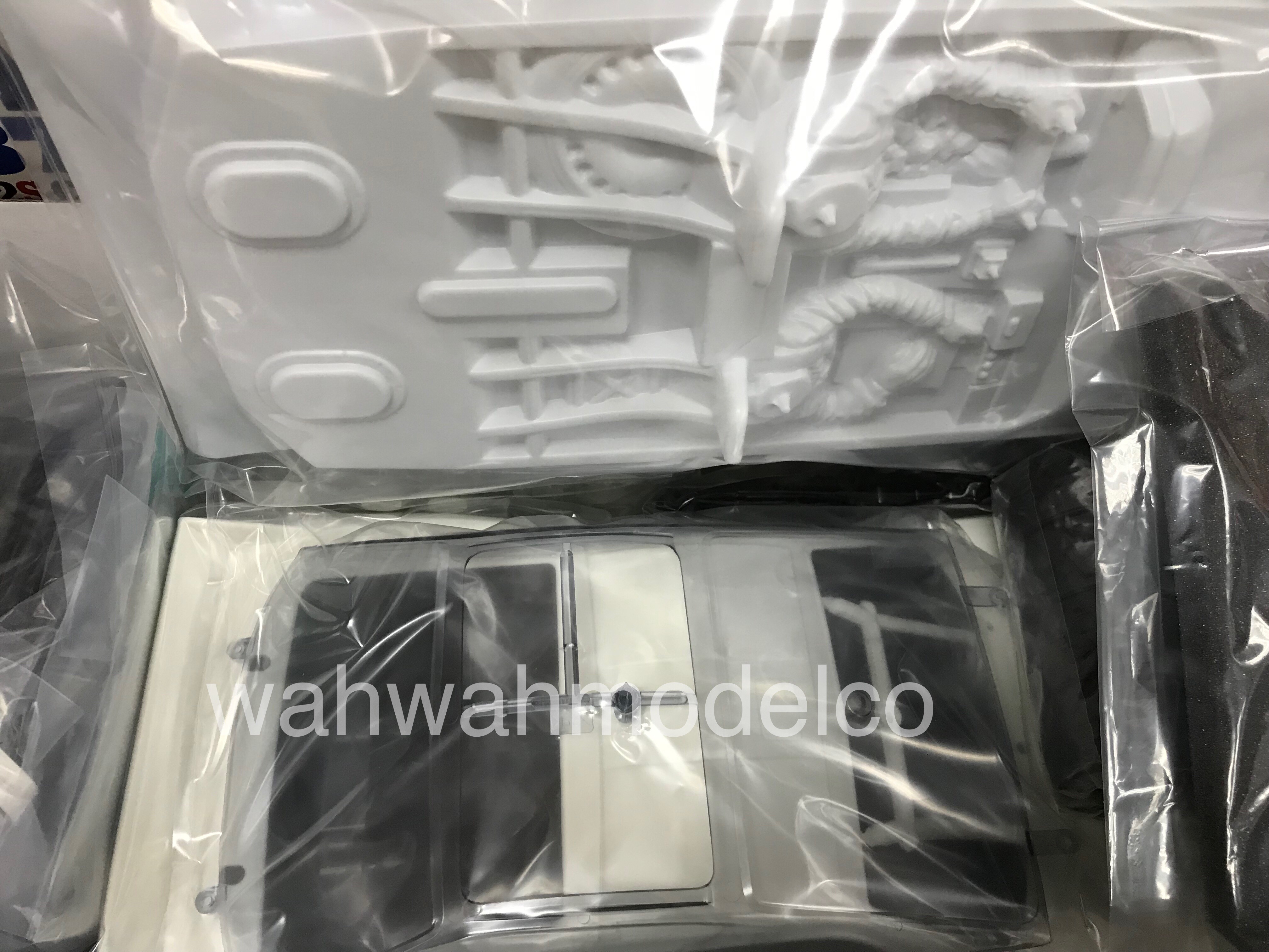 Tamiya 58654 1/10 Lancia 037 Rally - TA02-S On Road Car Kit