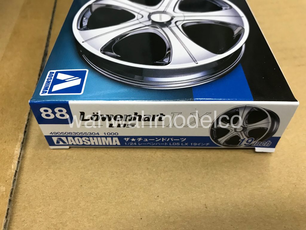 Aoshima 55304 Tuned Parts 88 1/24 LowenHart LD5 LX 19 inch Tire & Wheel Set