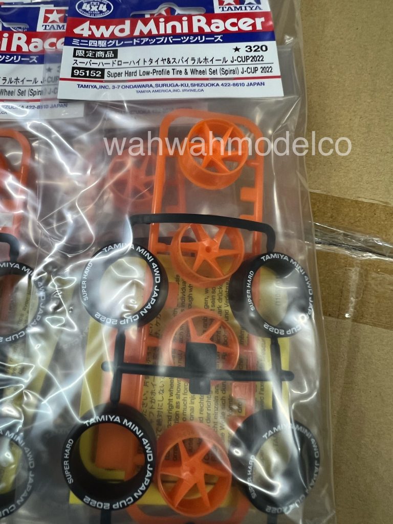 TAMIYA 95635 Super Hard Small Dia. Narrow Tires & Reinforced 3-Spoke Wheels