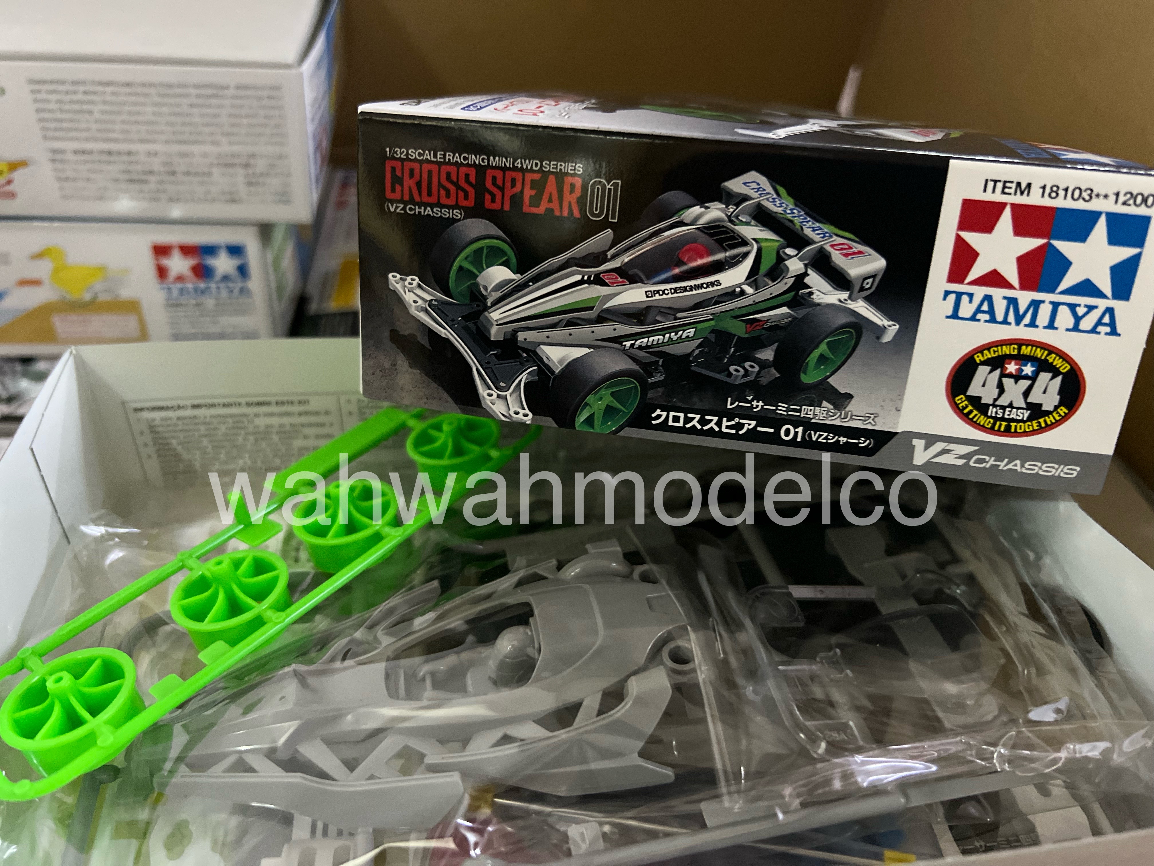 Tamiya 18103 1/32 Mini 4WD Model Car Kit VZ Chassis Jr Cross Spear 01