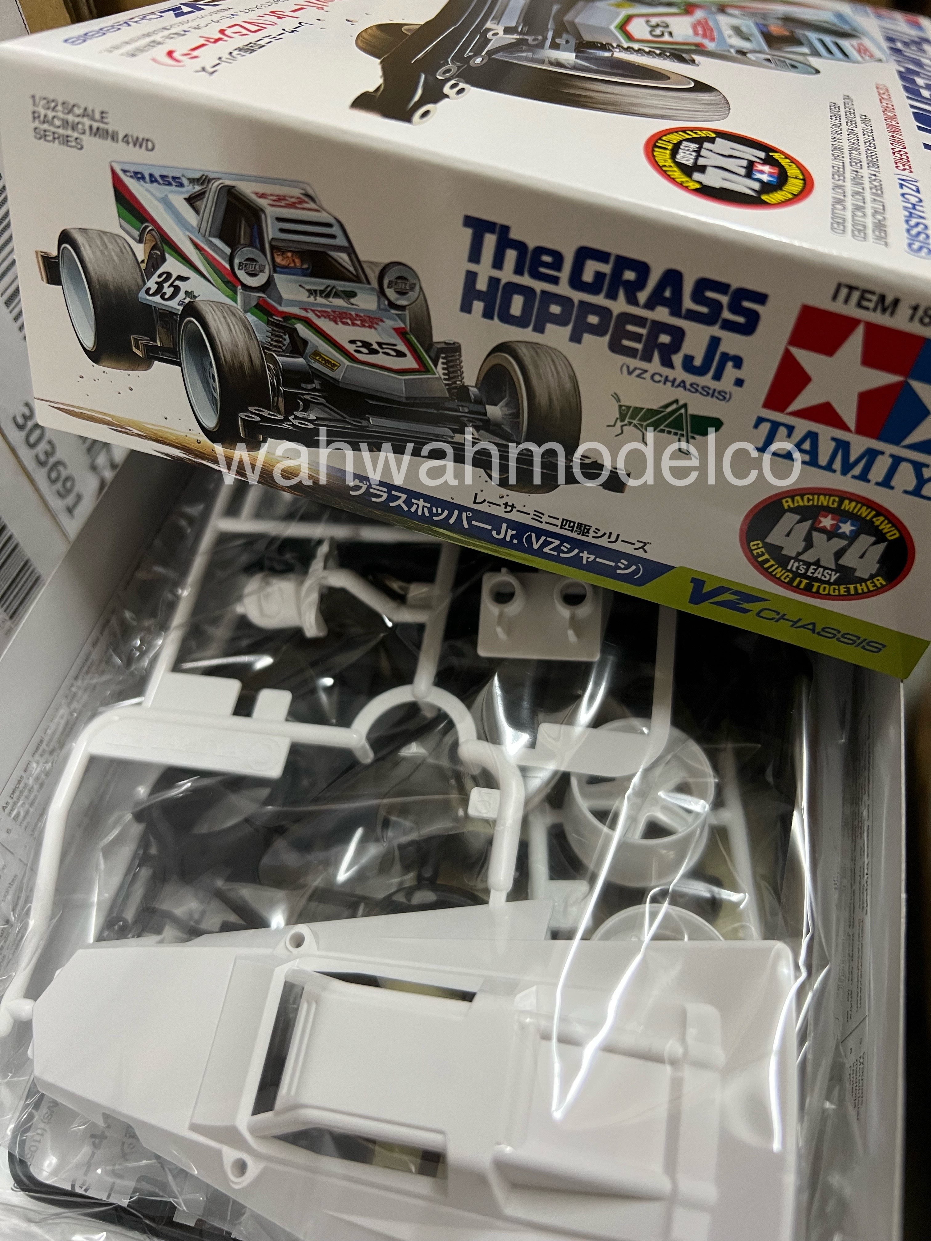 Tamiya 18105 1/32 Mini 4WD Model Car Kit VZ Chassis Jr The Grasshopper Jr.
